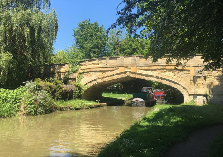 A short history of canal bridges in Britain
